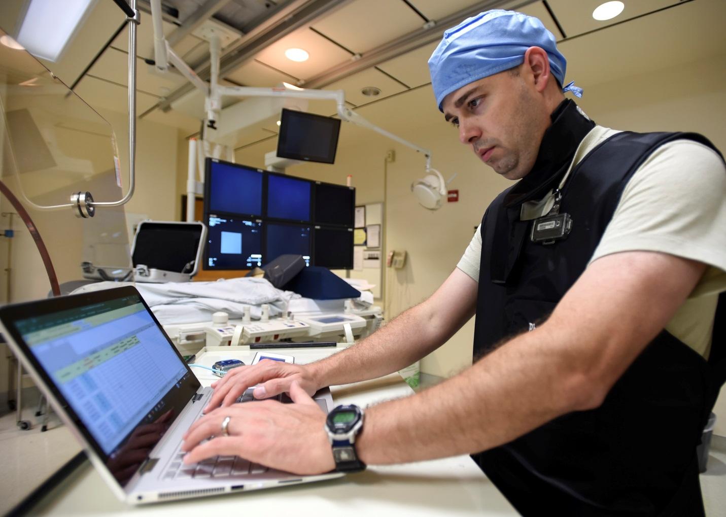 5 Careers Suitable for Tech Nerds in the Medical Field | The ...